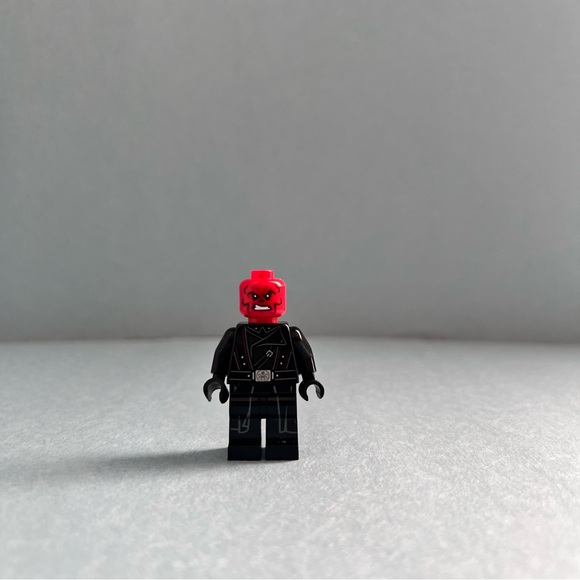 Lego | Other | Lego Marvel Super Heroes Red Skull Minifigure | Poshmark